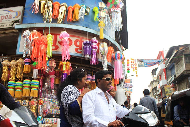 The old Poona shopping lane from Budwar Peth to Bohri Aali | LBB, Pune