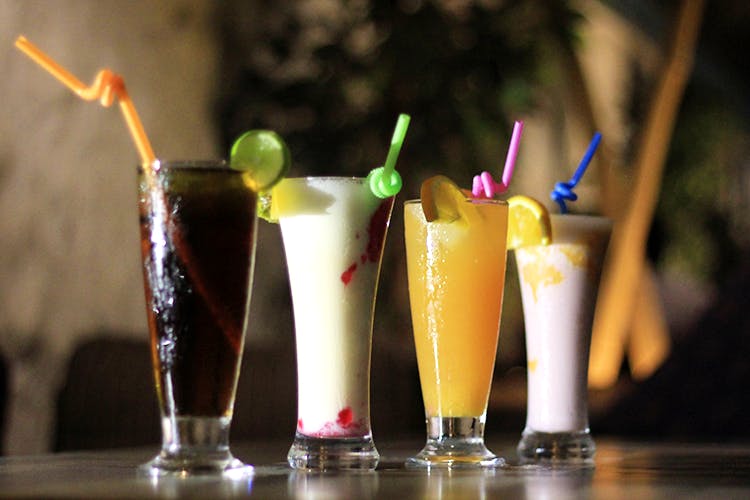 Cosy Decor & Sheesha Till 2AM: This Pune Lounge Is Where We're Partying ...