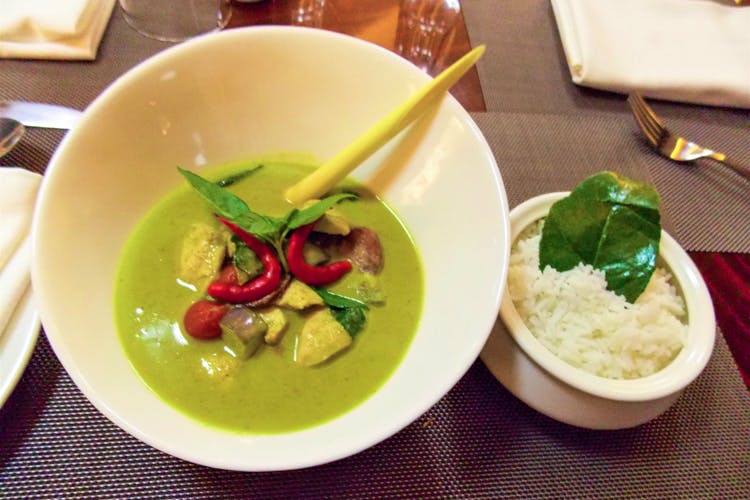 Head To Howard Johnson For A Bengali Sunday Lunch Buffet For Just INR ...