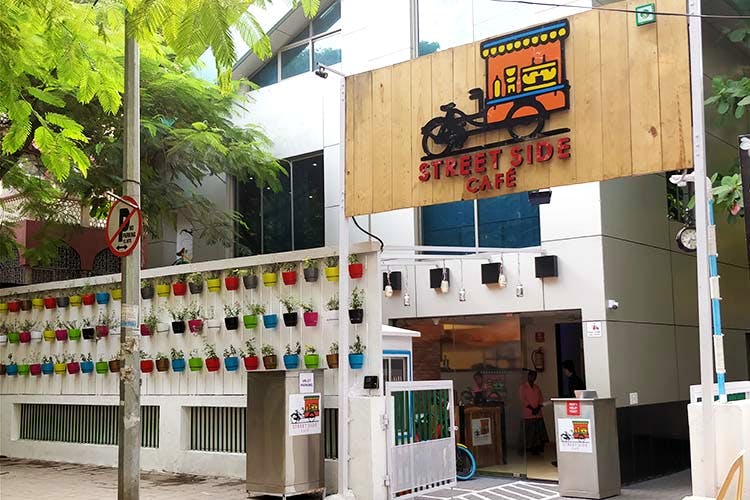 This Street Side Cafe At KP Is A North Indian's Delight | LBB, Pune