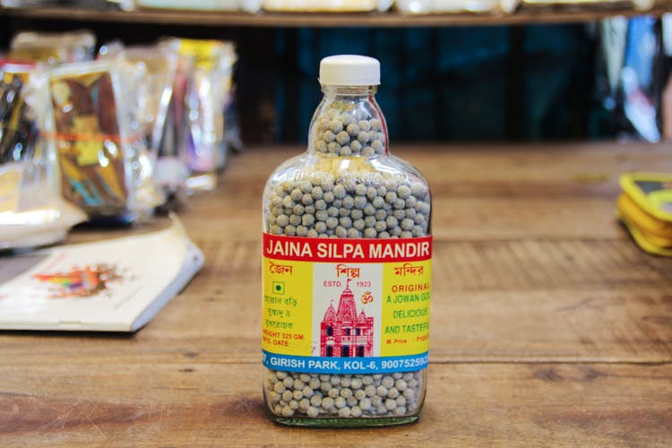 Head To This House In Girish Park To Buy Your Favourite Hojmi Boris In ...