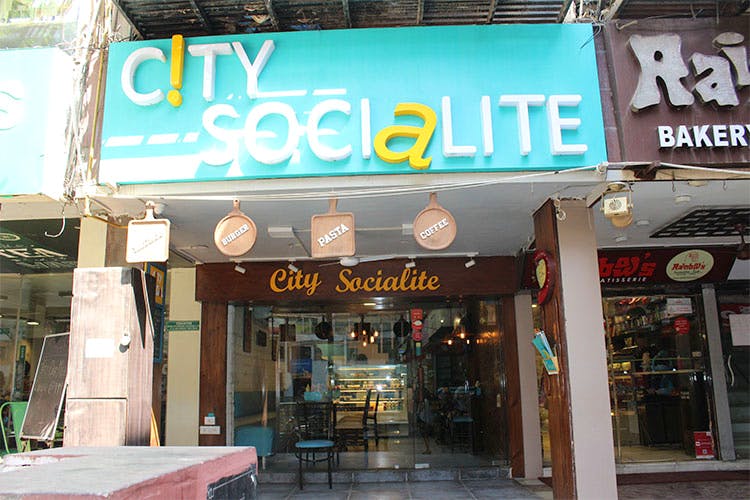 A Glutton's Guide To Eating Your Way Through SDA Market | LBB, Delhi