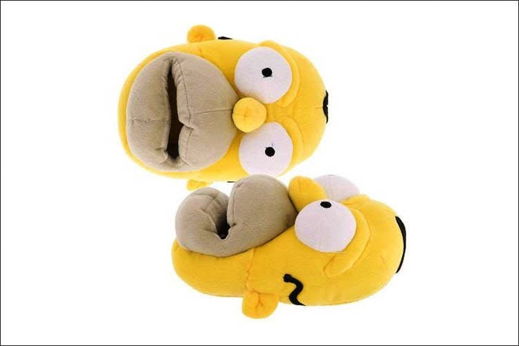 Keep Your Feet Warm This Winter In These Cute, Fuzzy Slippers | LBB, Delhi