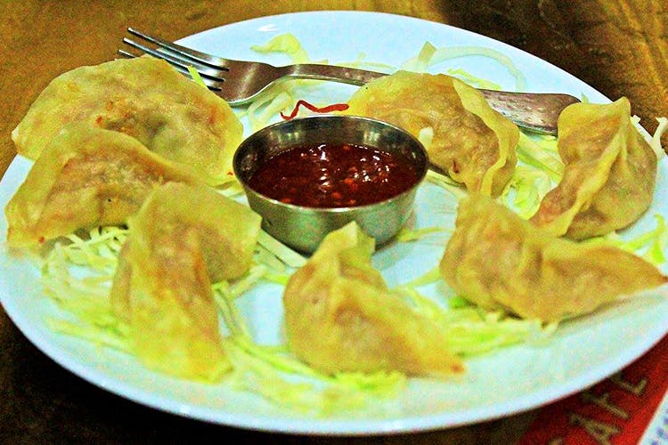 Chilli Garlic Momo At Golden Cafe | LBB