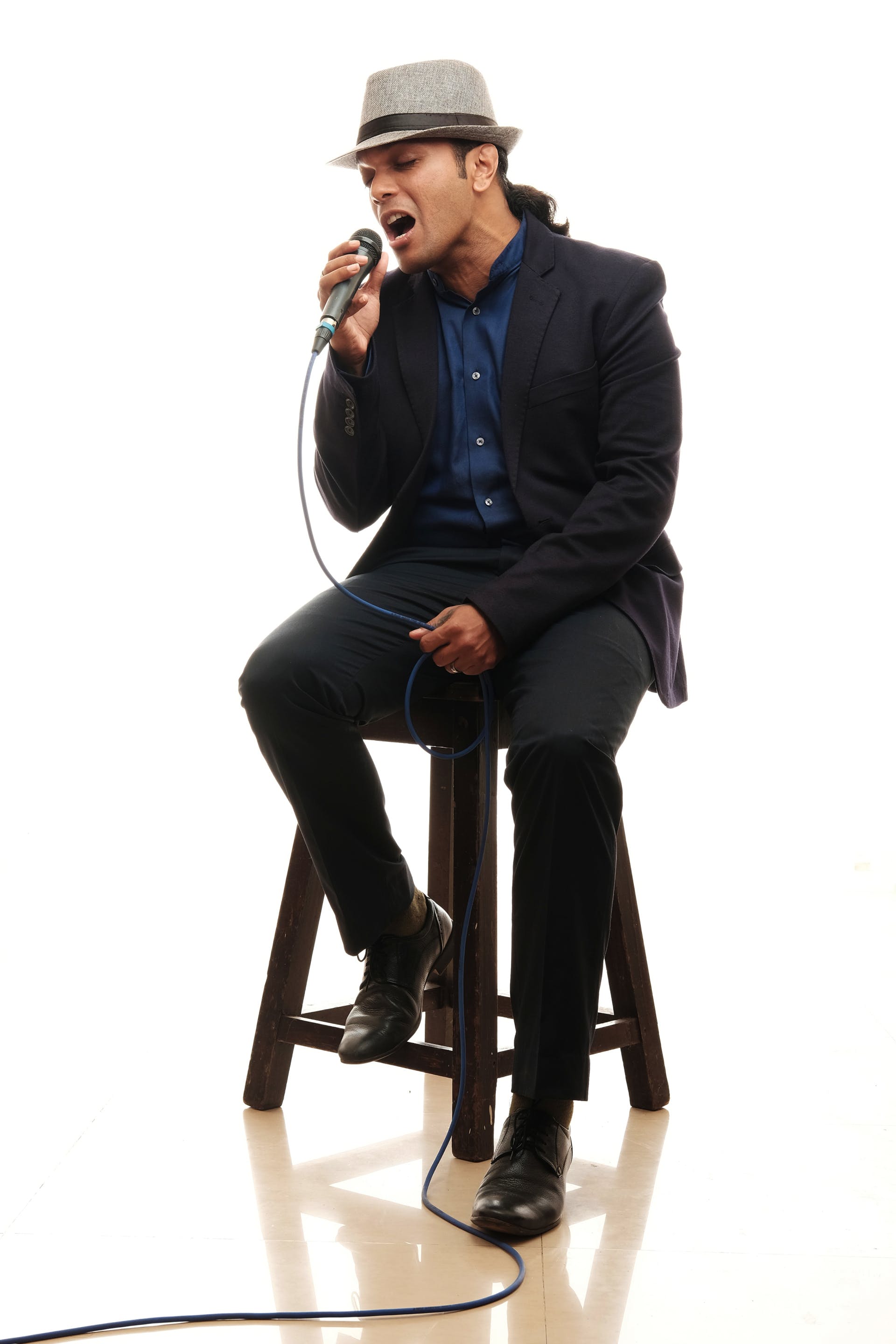 Benson Chacko At Myu Bar | LBB