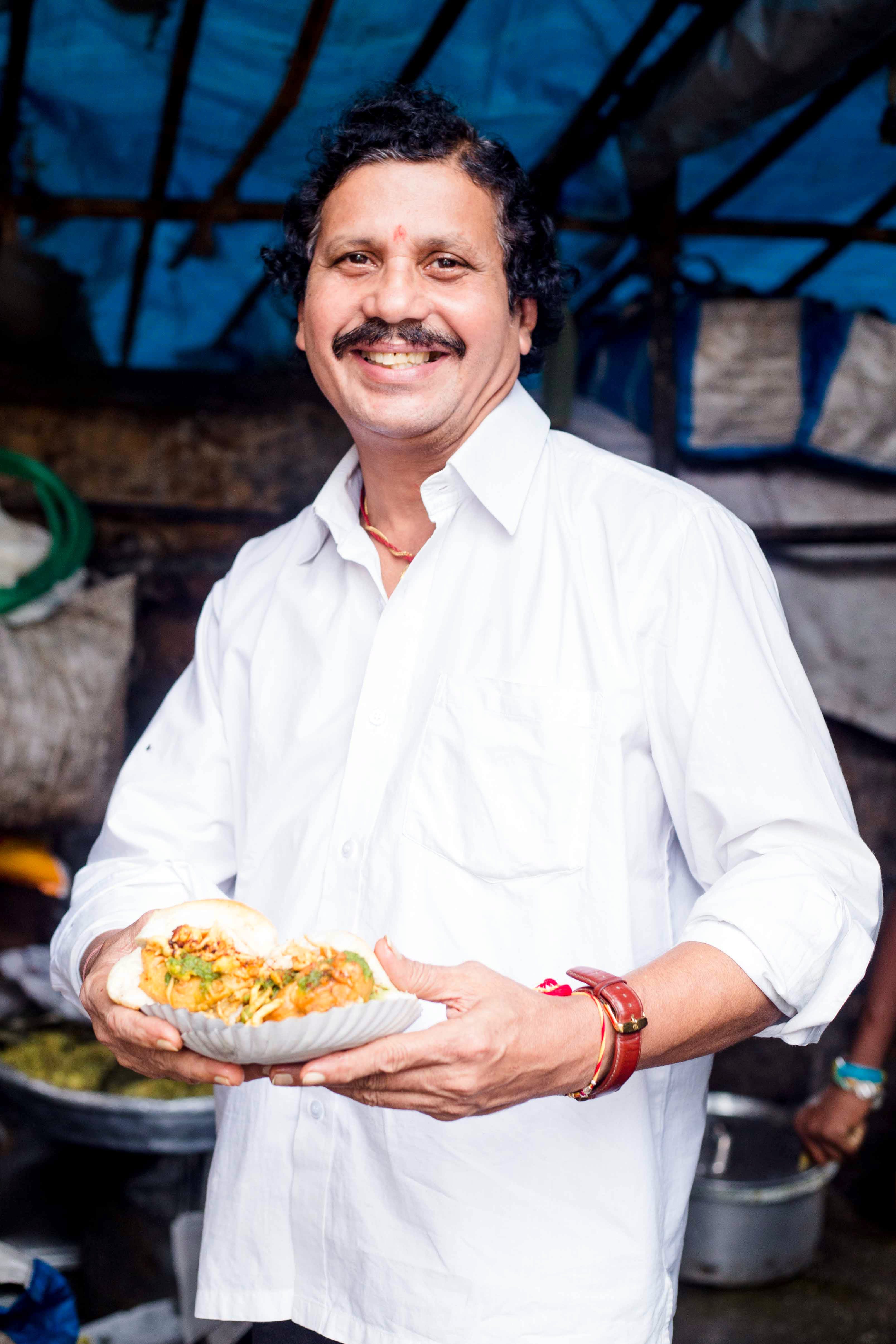 Decode The Hype: Is Ashok Vada Pav The Best In Town? | LBB, Mumbai